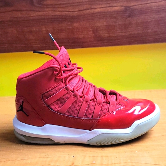 Jordan | Shoes | Nike Jordan Max Aura Red Cq954460 Basketball You ...